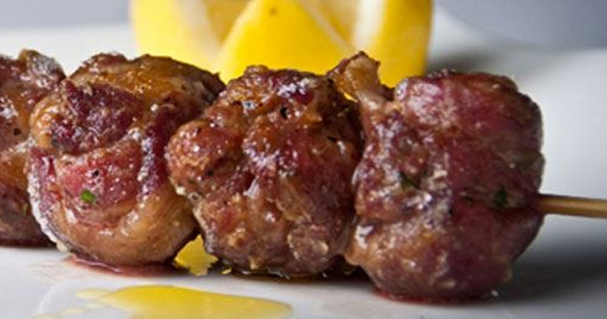 Bombette Pugliesi: involtini di carne ripieni di formaggio