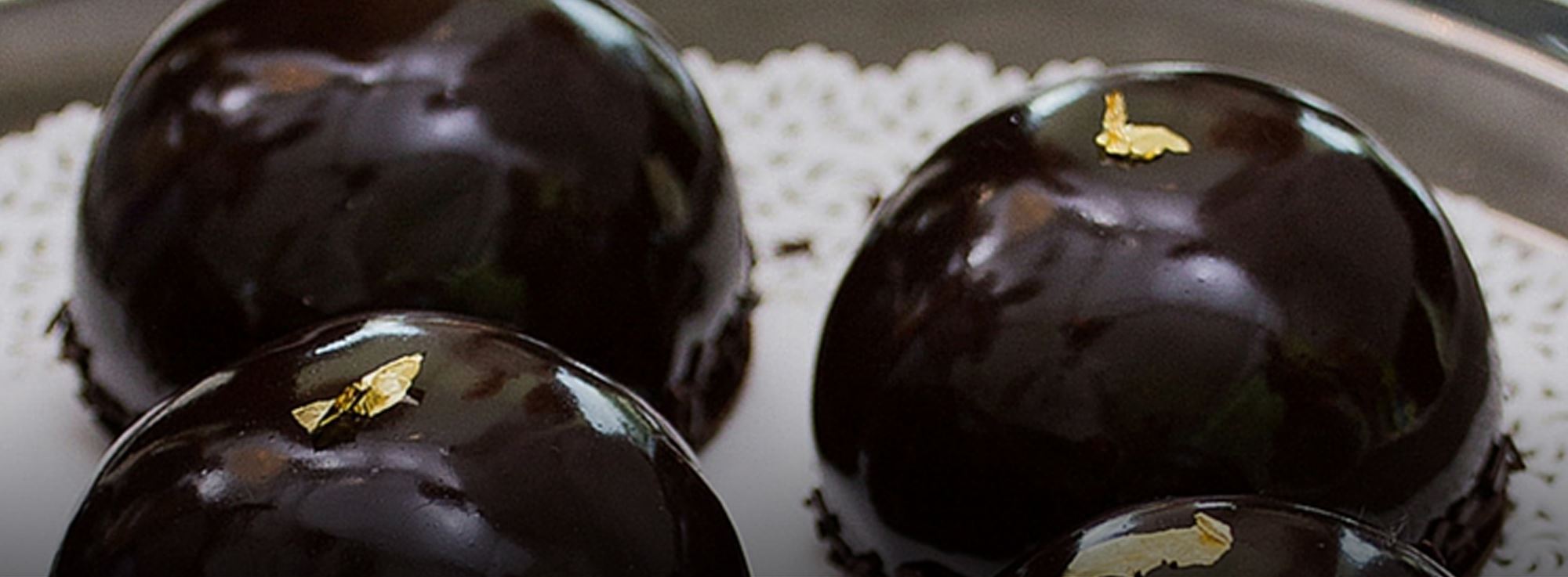 Sospiri al cioccolato, l’alternativa golosa al classico dolce di Bisceglie